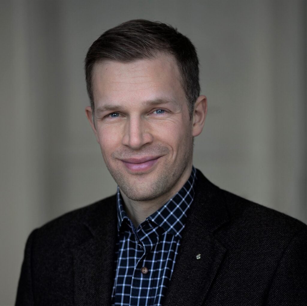 Carl Olén - Arena International