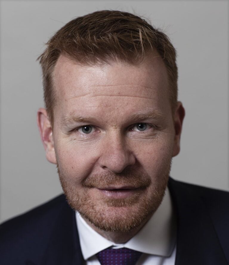 Dan Fiehn - Arena International