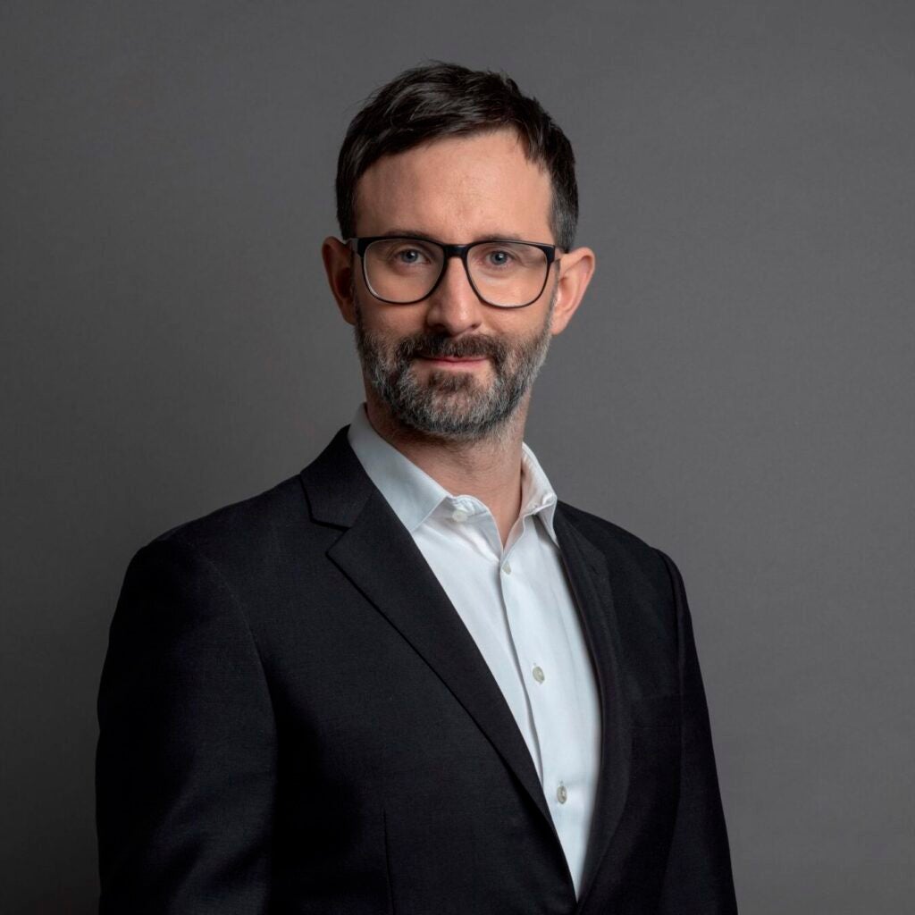 Danny Forster - Arena International