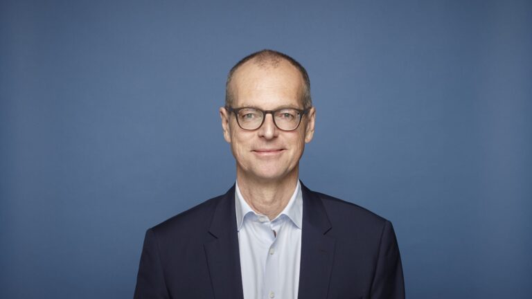 Dirk Klee - Arena International