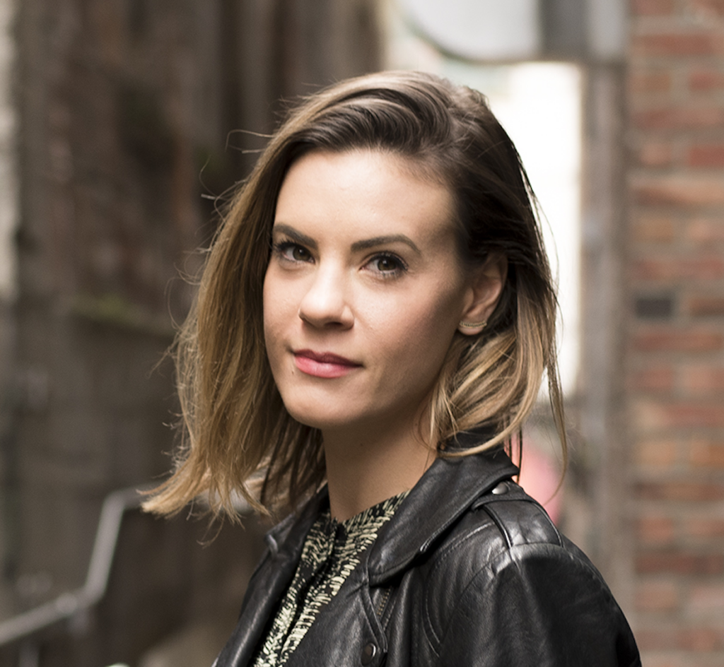 Kate Manson - Arena International