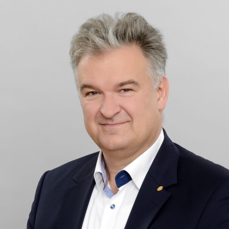 Professor Robert Somogyi - Arena International