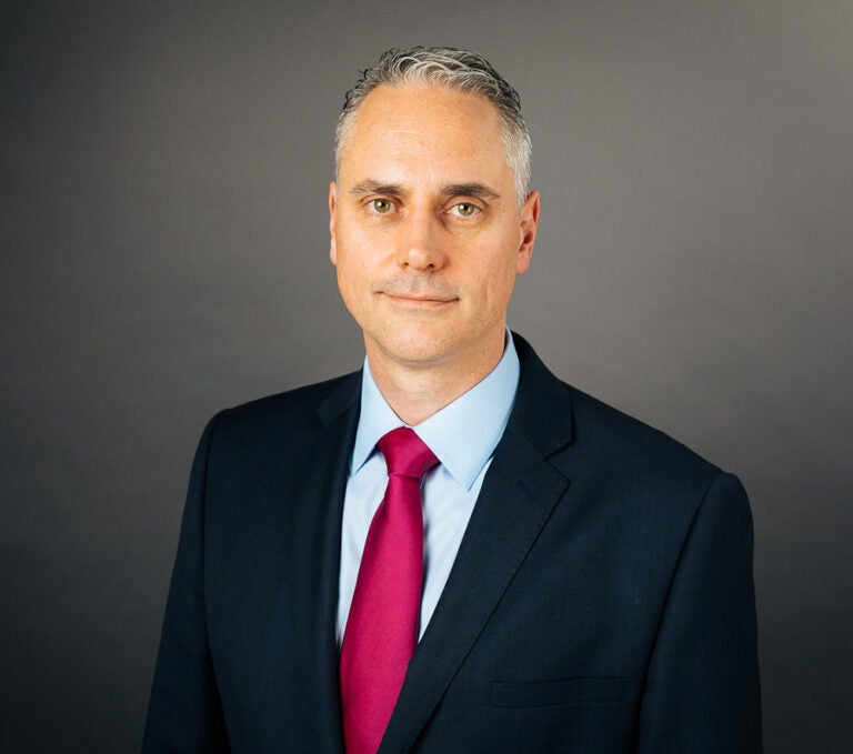 Simon Jones - Arena International