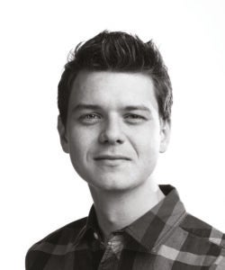 Steve Wallis - Arena International