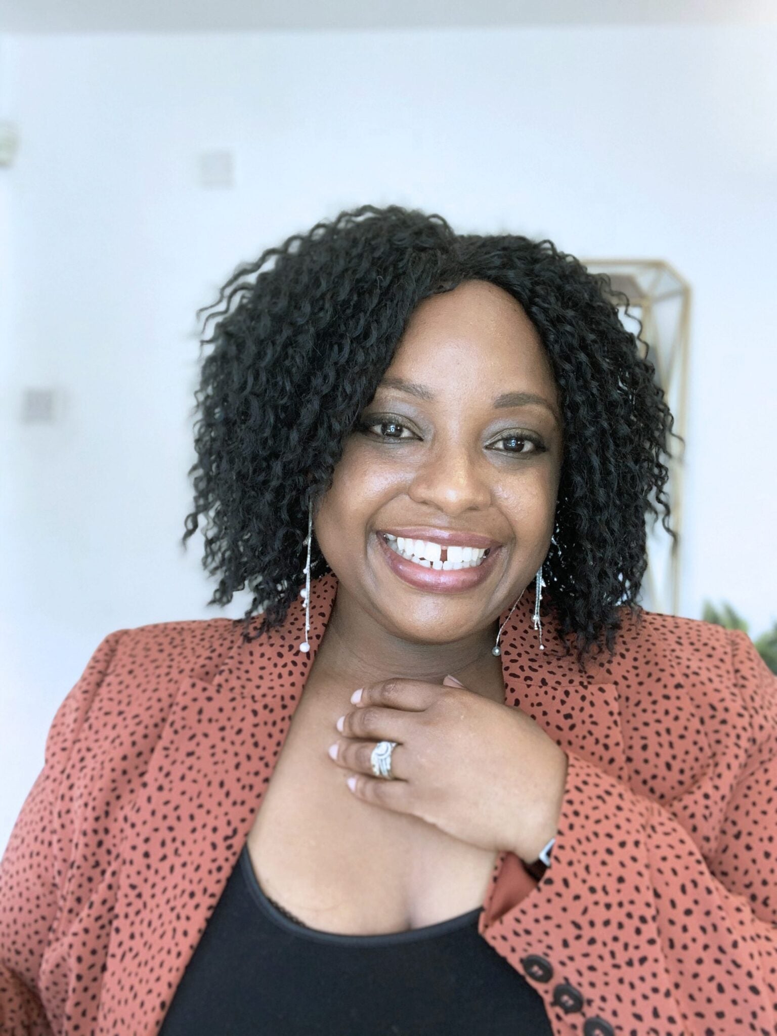 Tendai White - Arena International