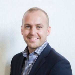 Tom Bell - Arena International