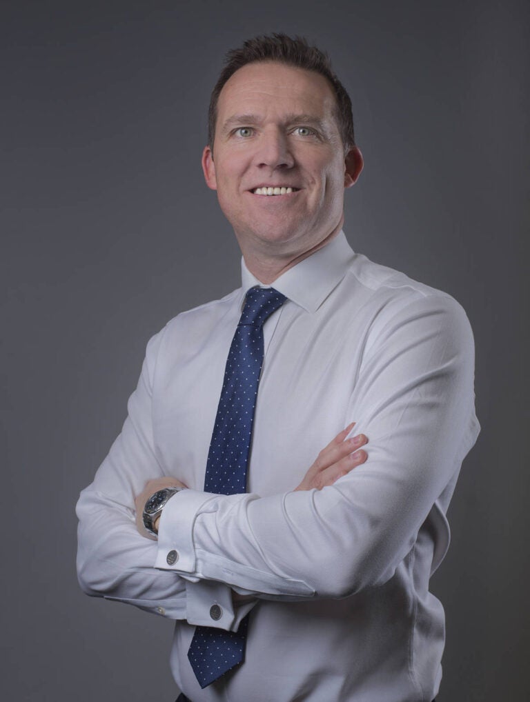 Alan Runacus - Arena International