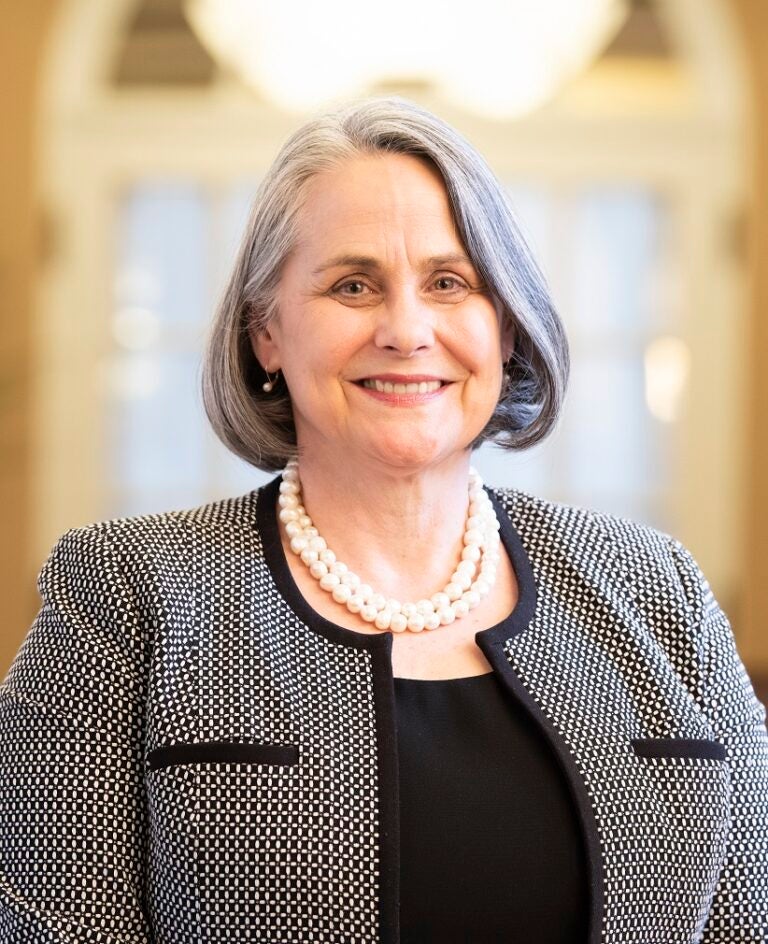 Ellen Weiss - Arena International