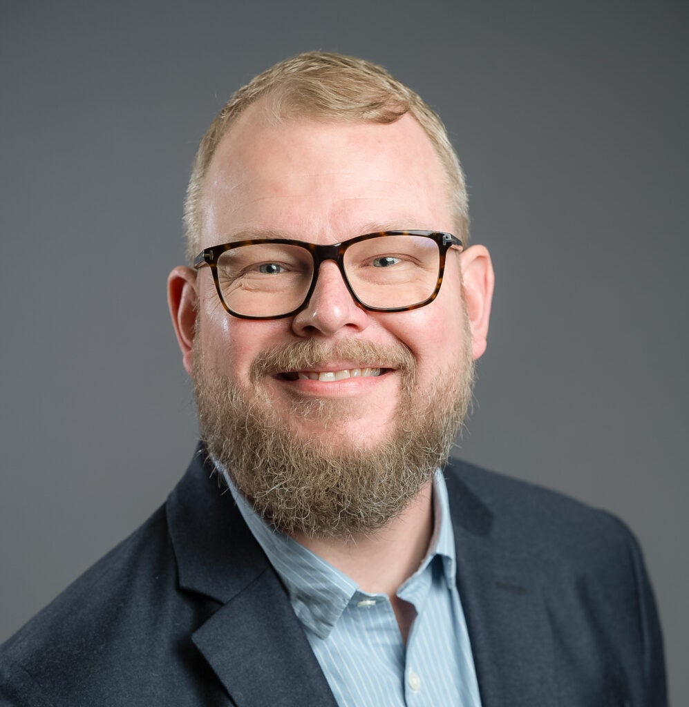 Gareth Williams - Arena International